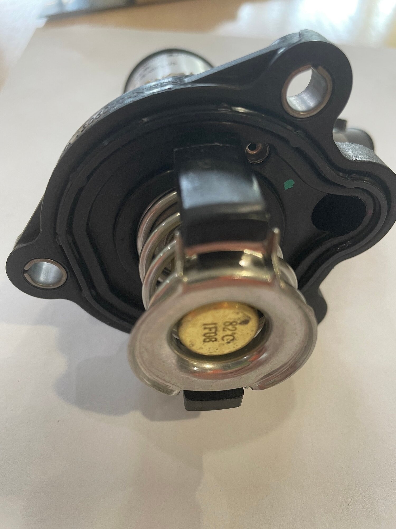 Термостат ДВС для автомобиля Changan CS 55 PLUS UNI-S UNI-T UNI-V