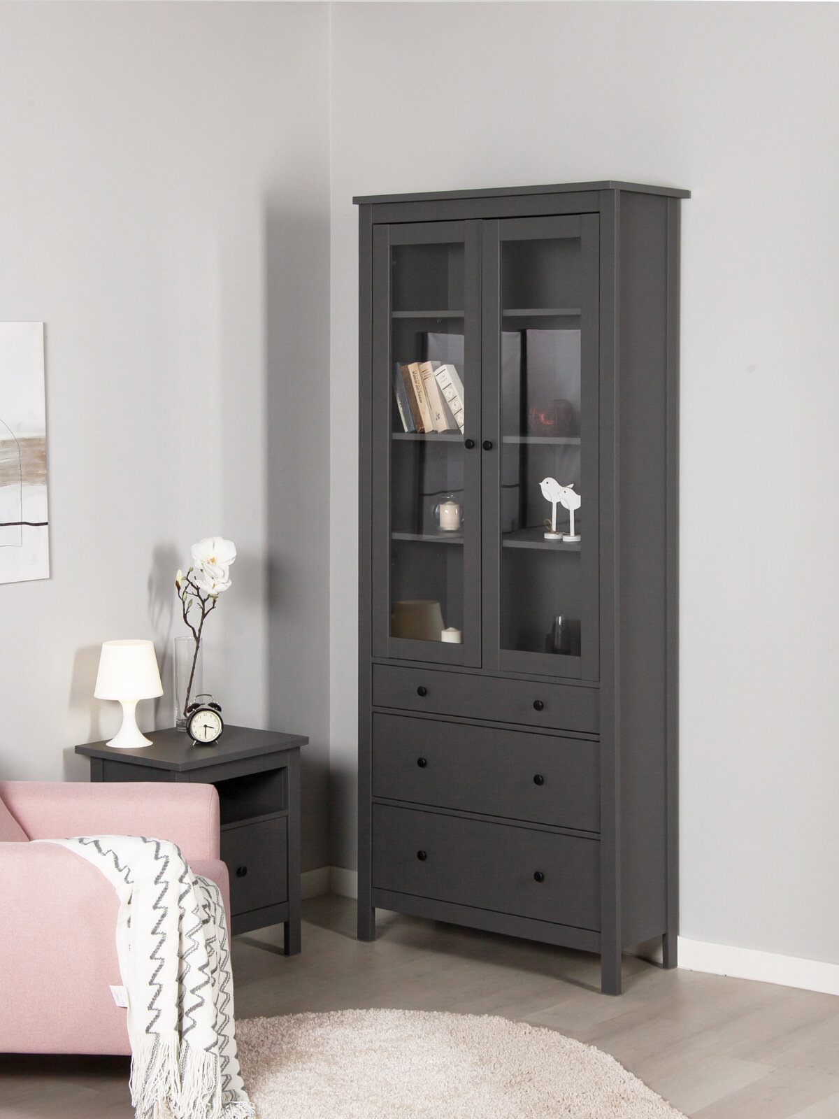 Шкаф с витриной ГУД лакк Сага, 3 ящика, 90х41х216 см, шариковые направляющие с доводчиком, серый