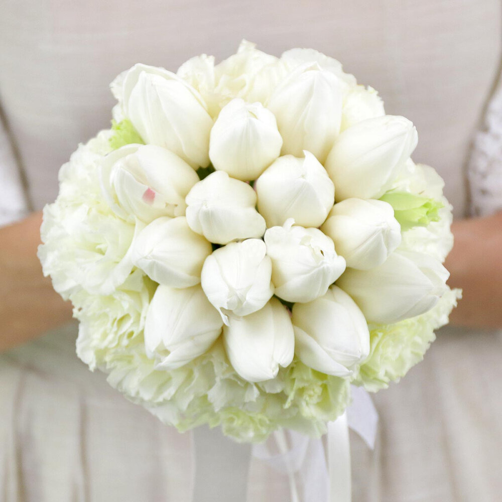 Букет Букет Маркет, из тюльпанов, лизиантусов, сборный, под ленту