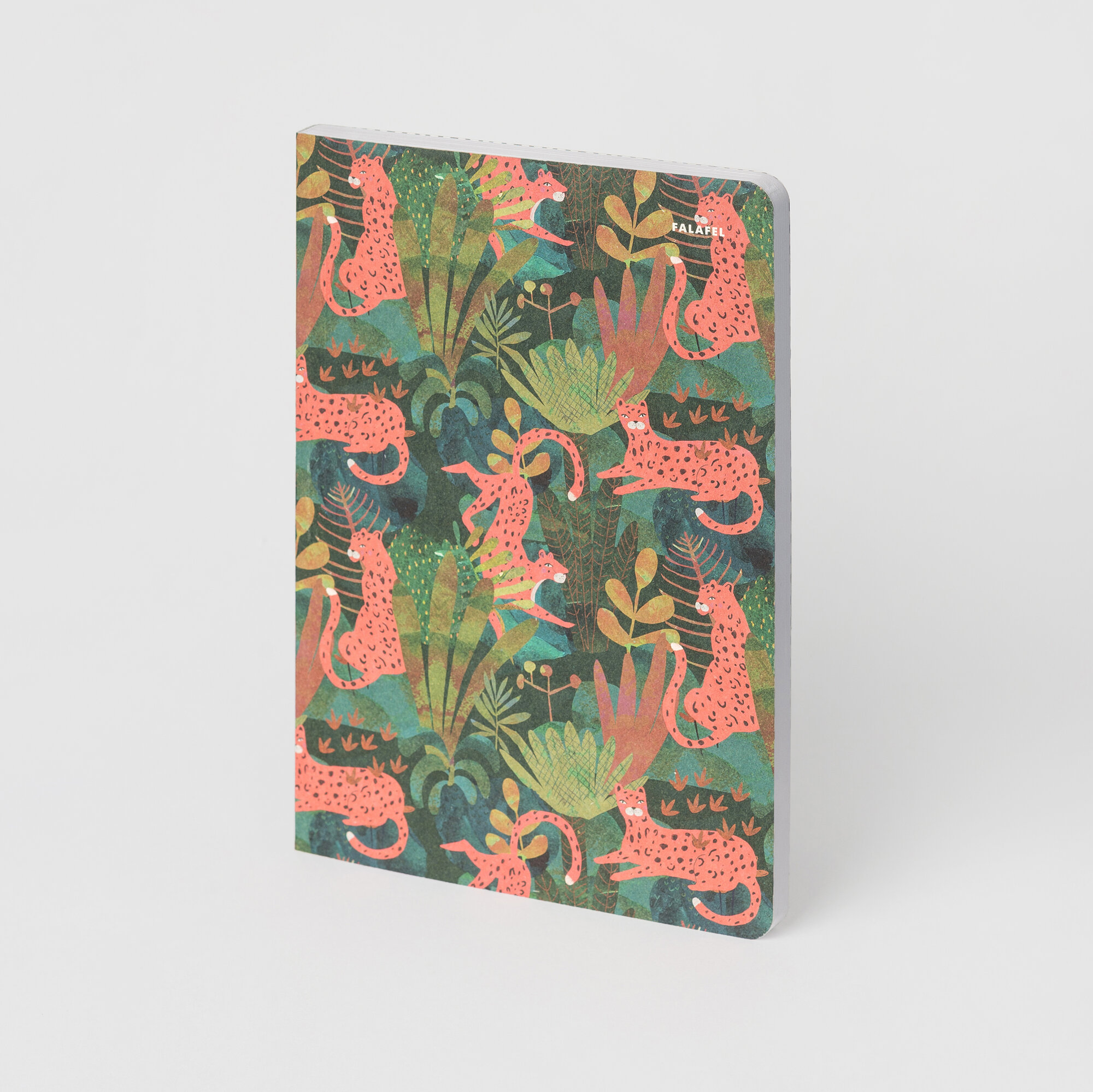 Блокнот в точку Falafel Into The Wild A5, 128 страниц, белая бумага плотностью 120 г/м2