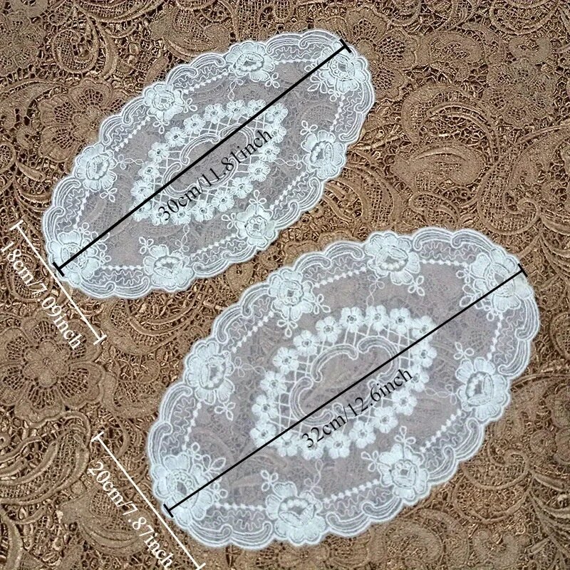 Столовые салфетки с кружевом B-S-White