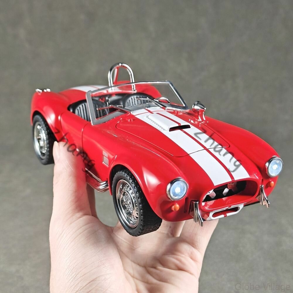 Mодель автомобиля 1:22 Ford Shelby Ac Cobra 1965 Классические автомобили Детские игрушки Коллекция