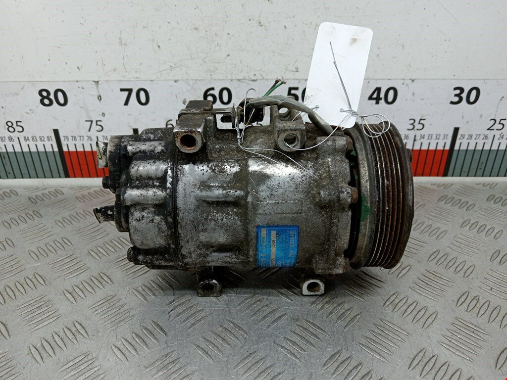 Компрессор кондиционера Ford C-MAX 1 3M5H19D629HD арт. 2258228