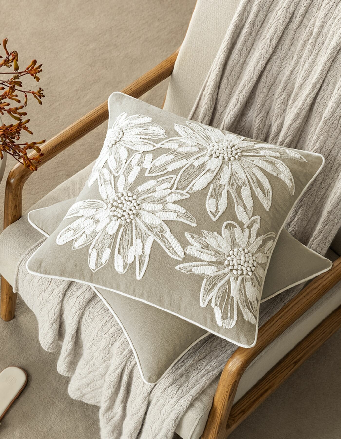 Togas Подушка декоративная "Эфира" хлопковый чехол с вышивкой, 45x45, серая