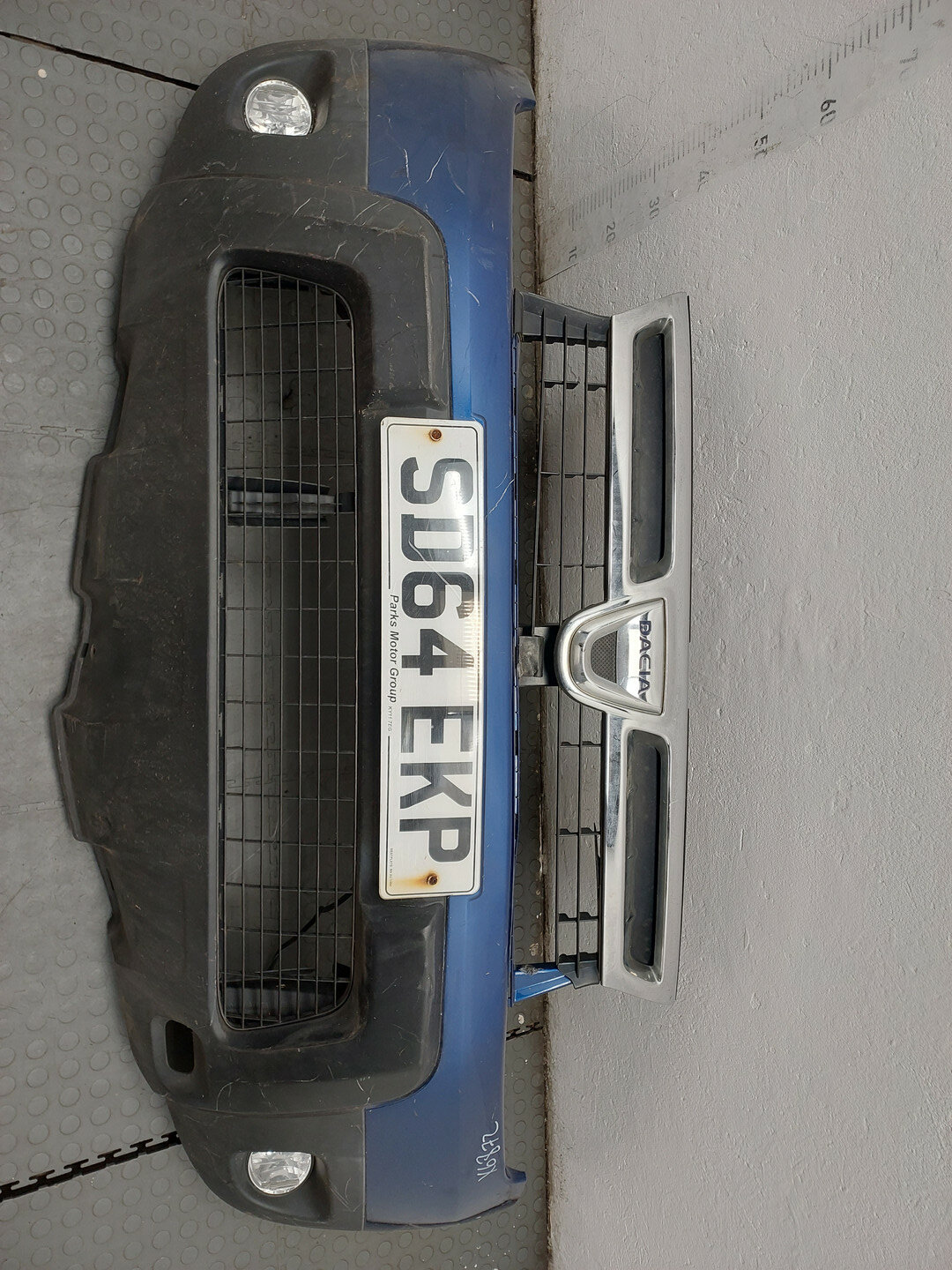 Бампер передний Dacia Duster Б/У