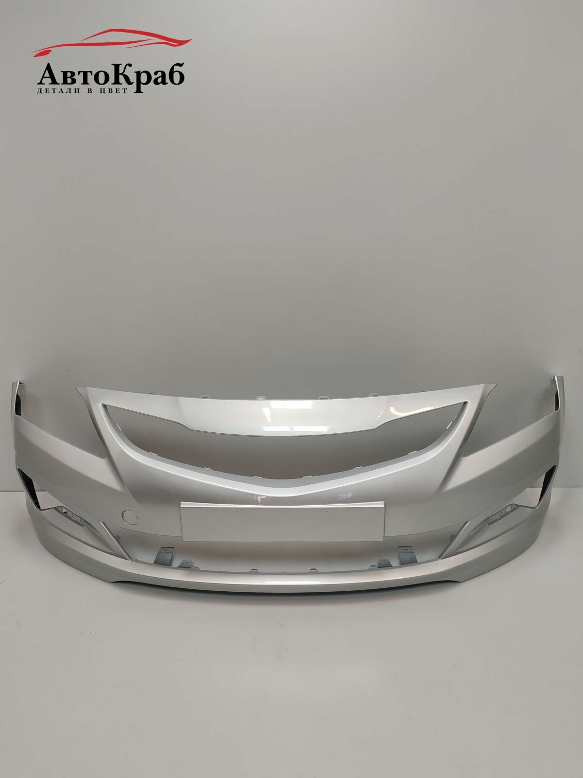Бампер передний в цвет для Хендай Солярис 1 рестайлинг Solaris 2015 - 2017 г. RHM - серебристый