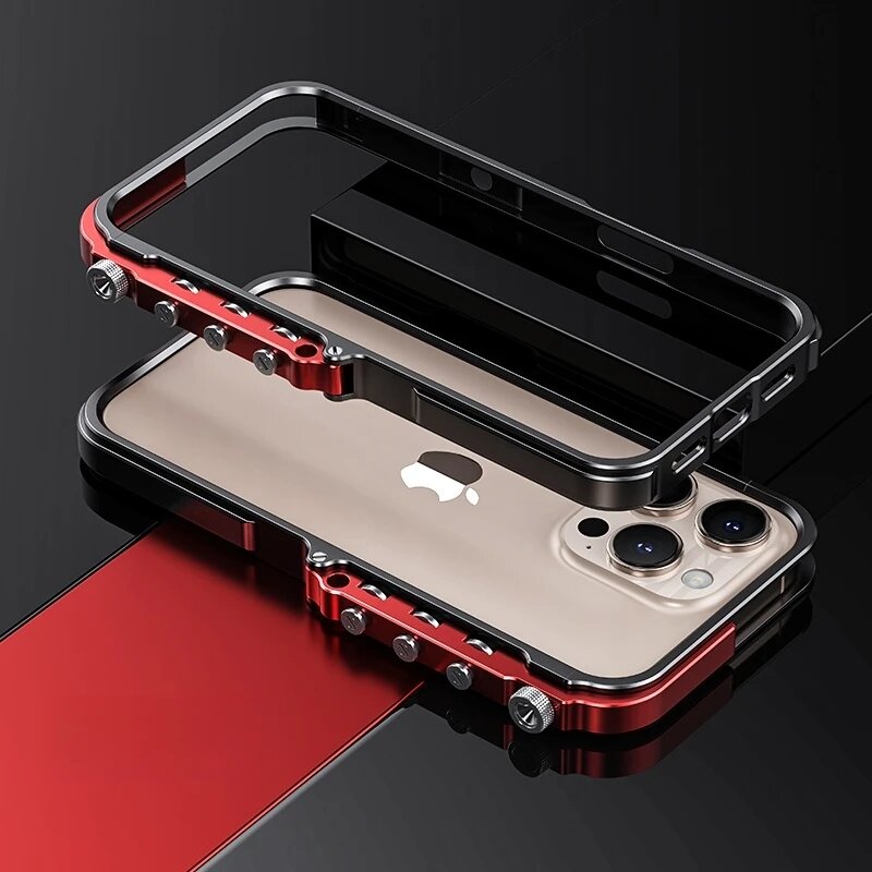 Красный противоударный чехол для iPhone 13 Pro Black Red