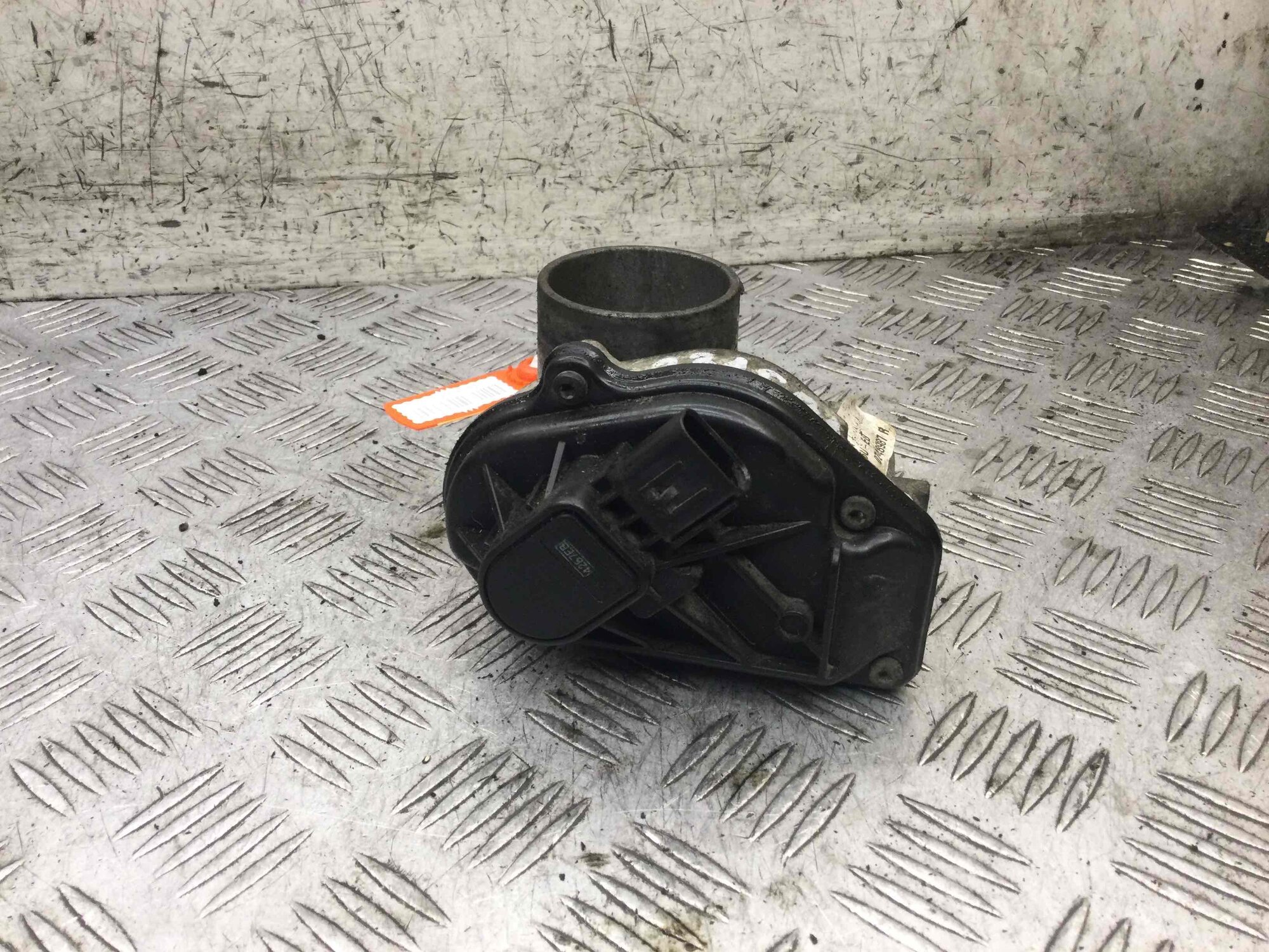 Б/У Заслонка дроссельная Ford Focus 2 поколение (2005-2008) 2009 г.