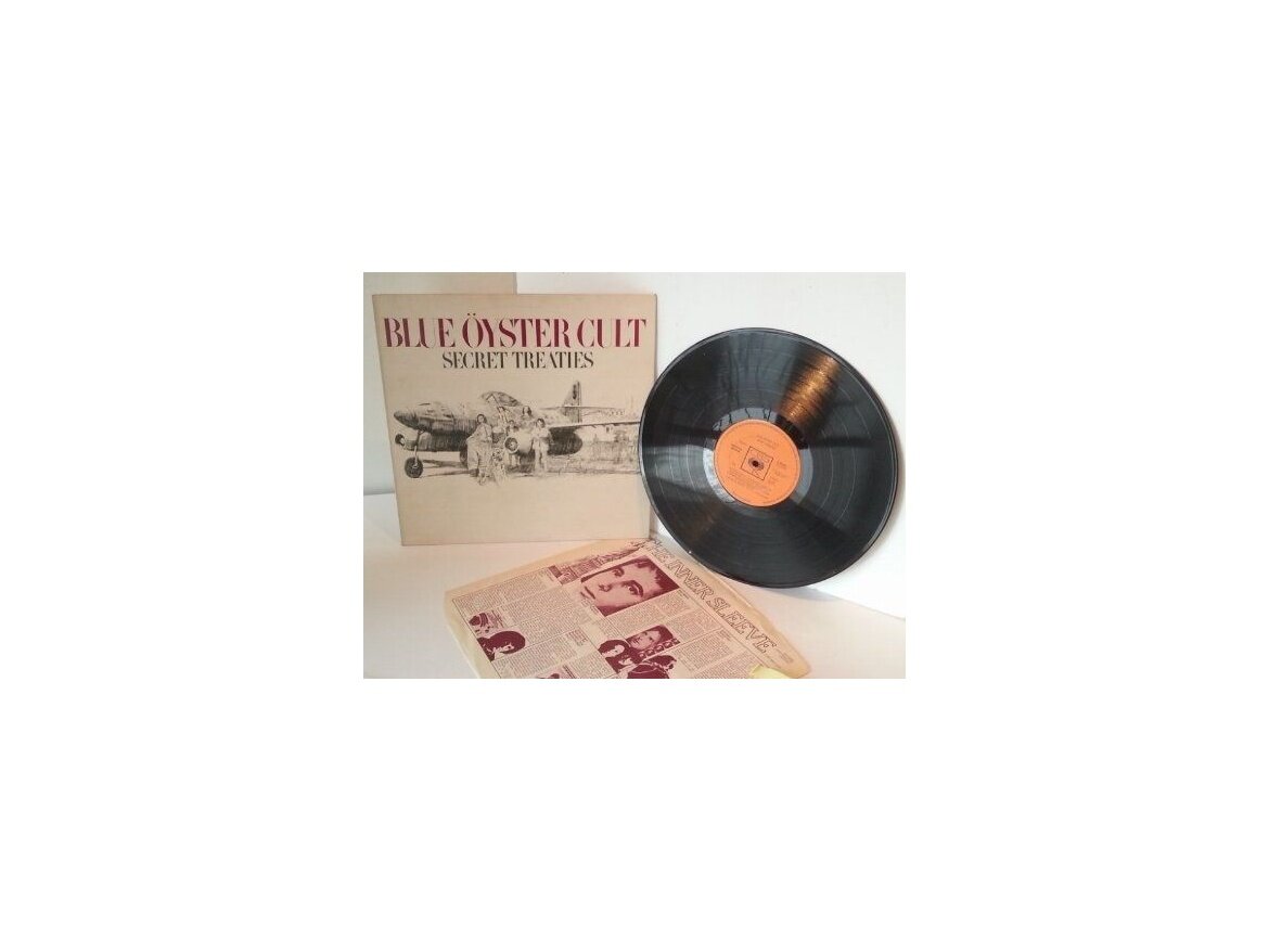 Виниловая пластинка BLUE YSTER CULT - Secret Treaties (1 LP)