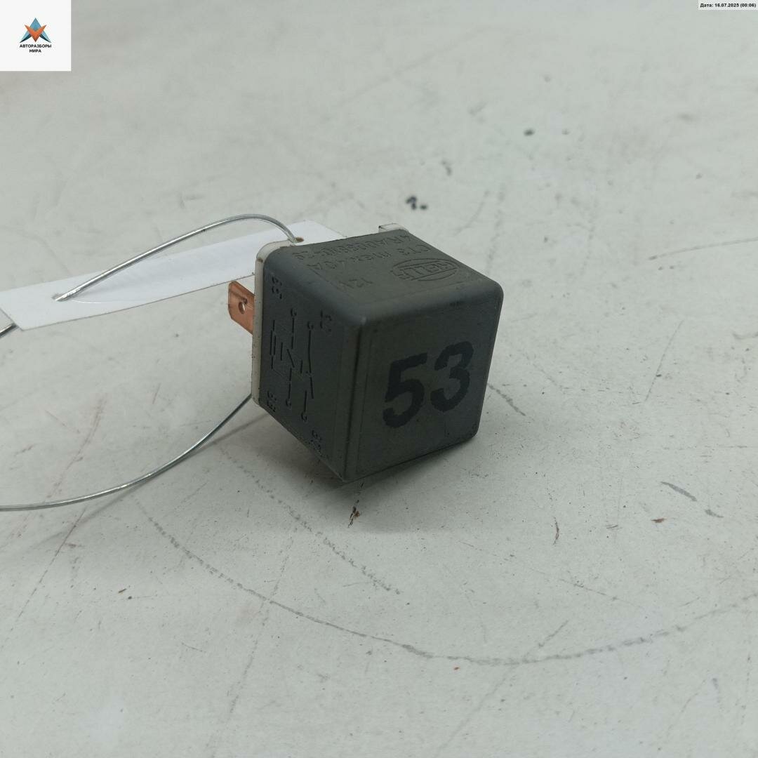 Блок управления вентилятором (реле) Volkswagen Sharan 1996 141951253B