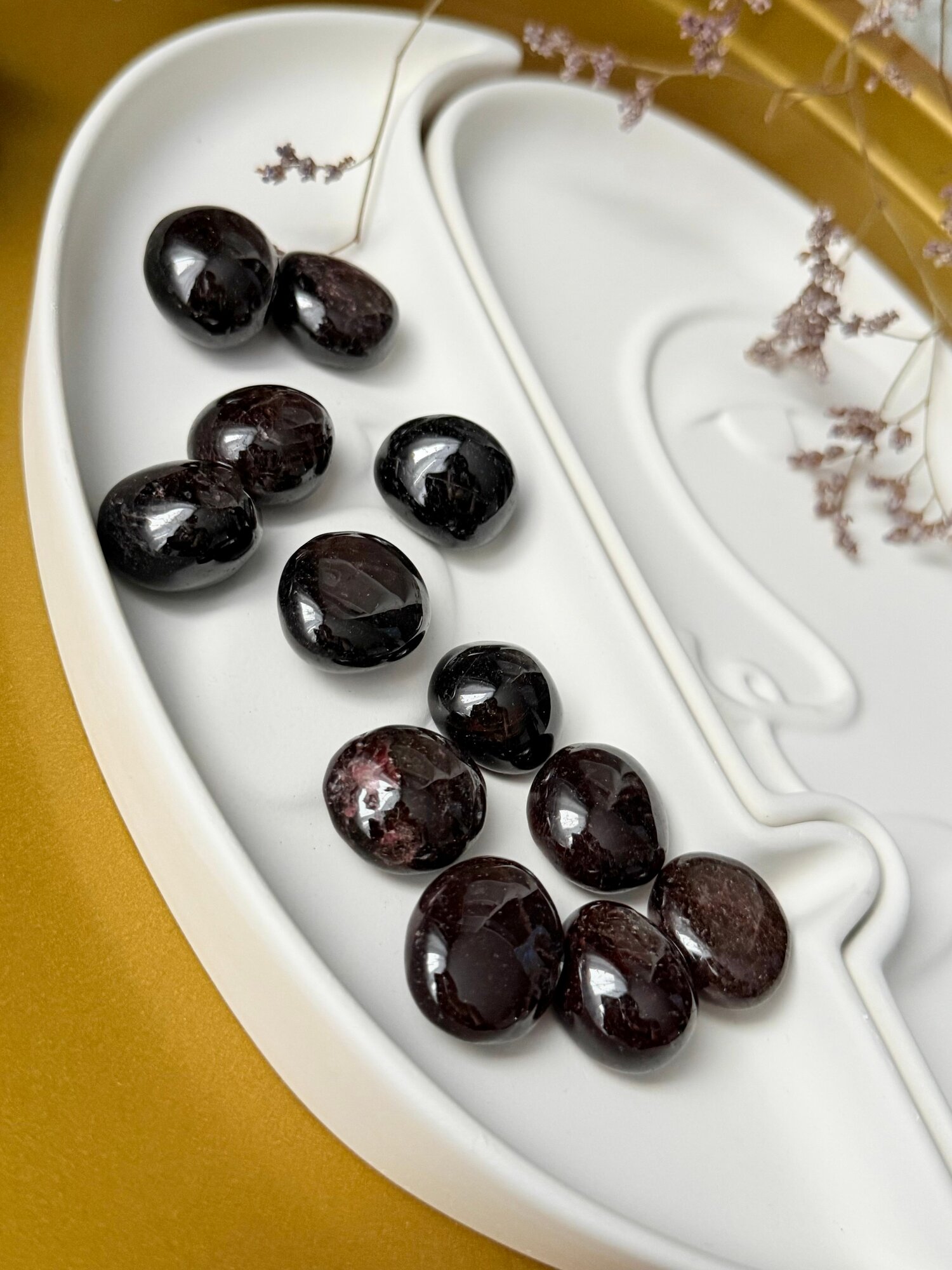 Галтовка из камня Гранат (Индия, Гладкий, 2-2,5 см,)