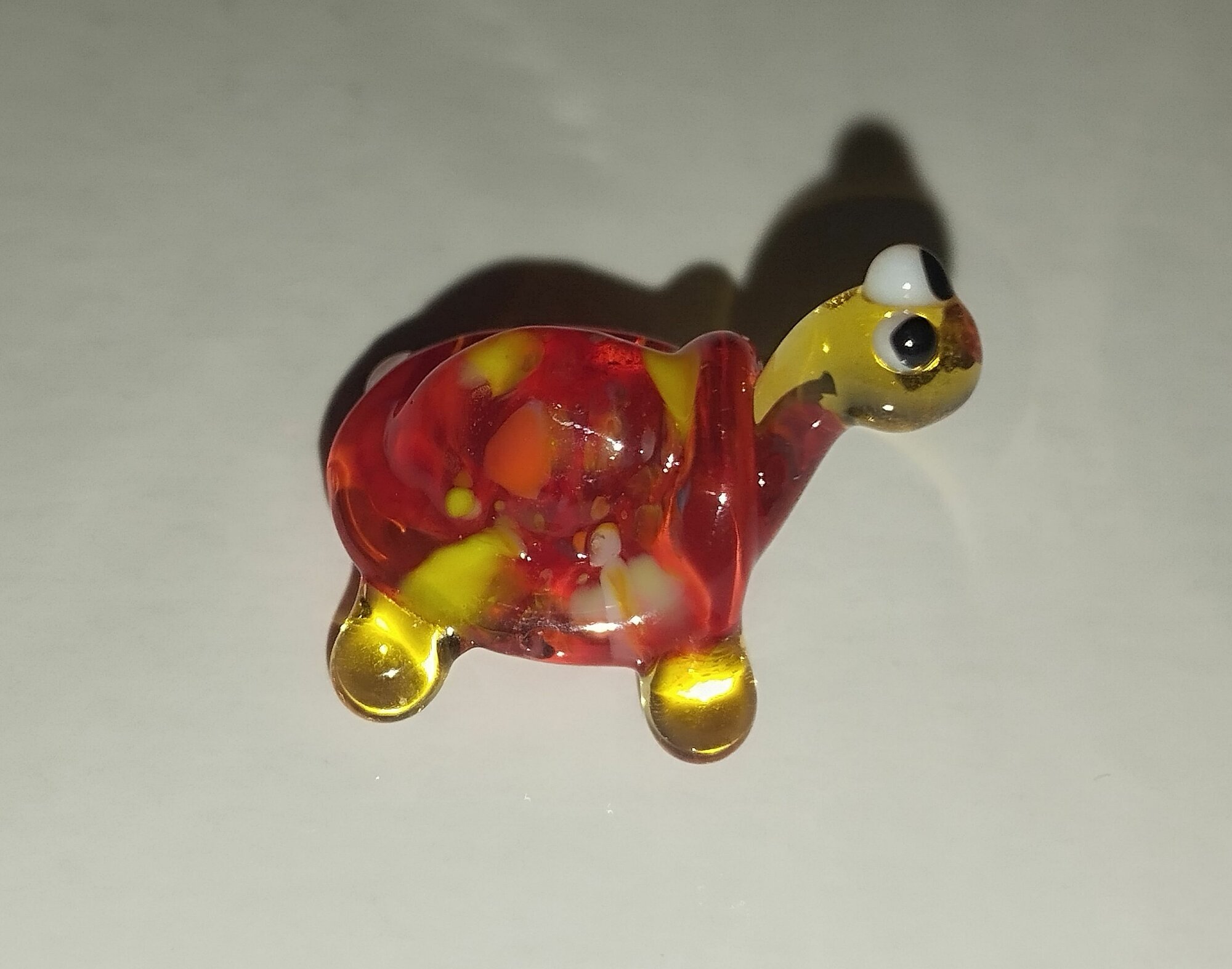 Стеклянная микро фигурка черепаха