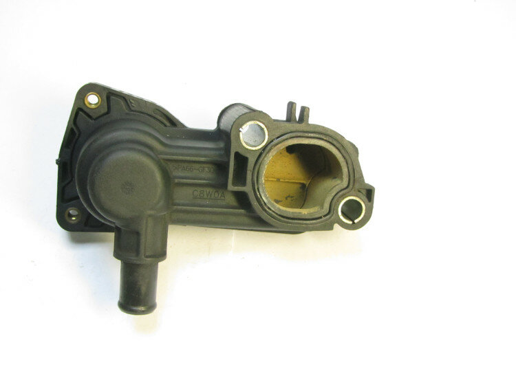 Термостат - Корпус термостата 1198060 2S4Q9K478AD C8W0A Форд Фокус 1 на Дизель 1,8 литра