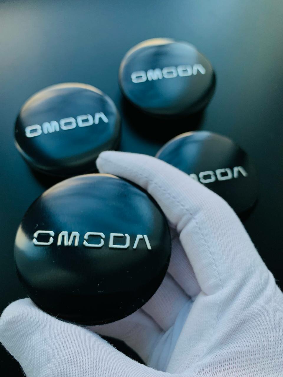 Колпачки на литые диски Скад Omoda 56/52мм черный. Заглушки на литые диски Skad Омода 56мм 4шт