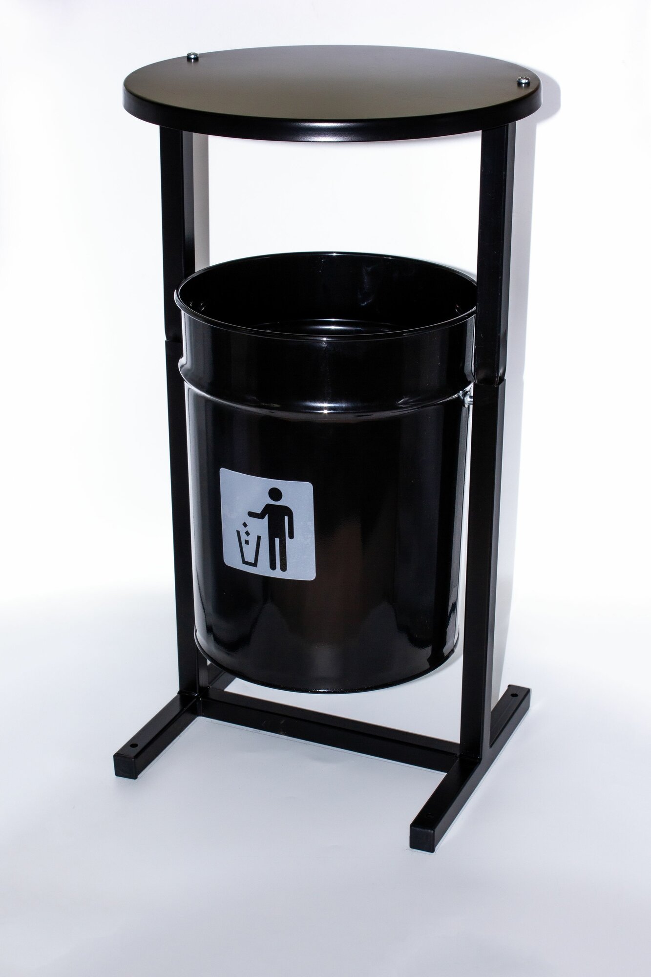 Урна Т металлическая уличная круглая с квадратными ножками черная с крышкой