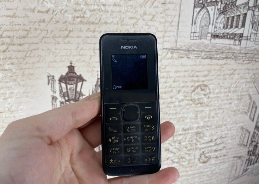 Оригинальный Б/У Retro Mania дарит ностальгию, Nokia 105