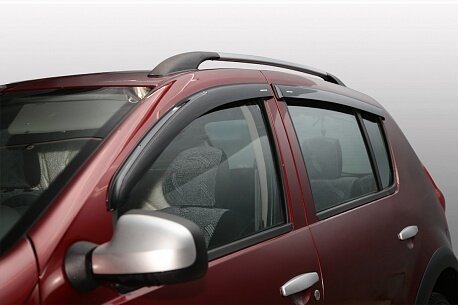 Дефлектор боковых стекол RENAULT Sandero II (14 ) на скотче 4шт. Voron Glass (AZARD)