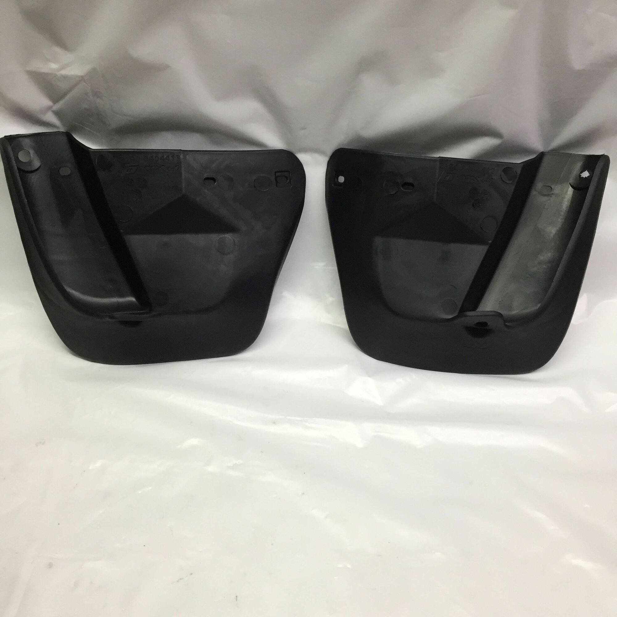 Комплект брызговиков задних колес LECAR LECAR010275107 Granta OEM 2190-8404412/13, 2 шт.