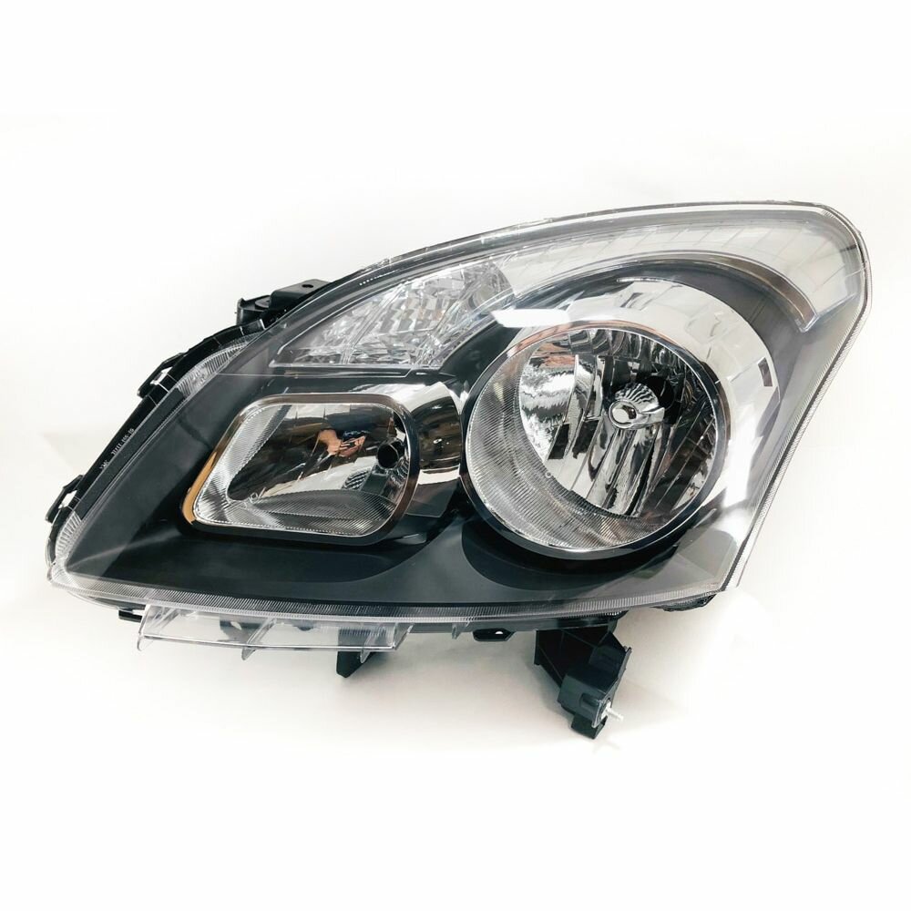 Фары автомобильные