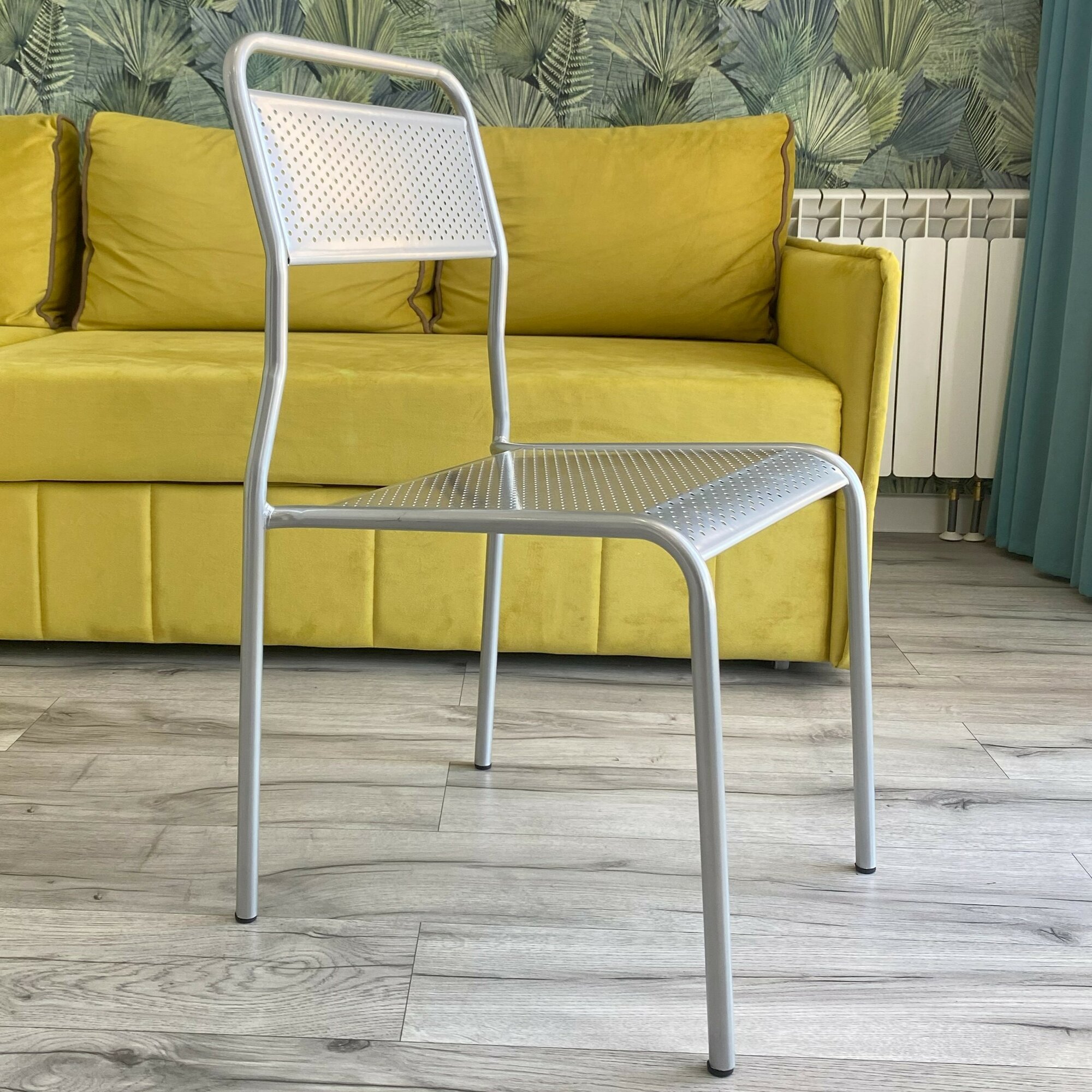 Стул 1 шт Северсталь Аспект С2.00.42-01П, металлический с перфорацией, металлик