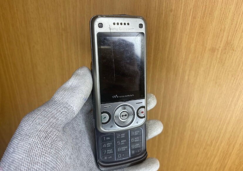 Sony Ericsson W760i Оригинальный Б/У Retro Mania дарит ностальгию, Ретро телефон