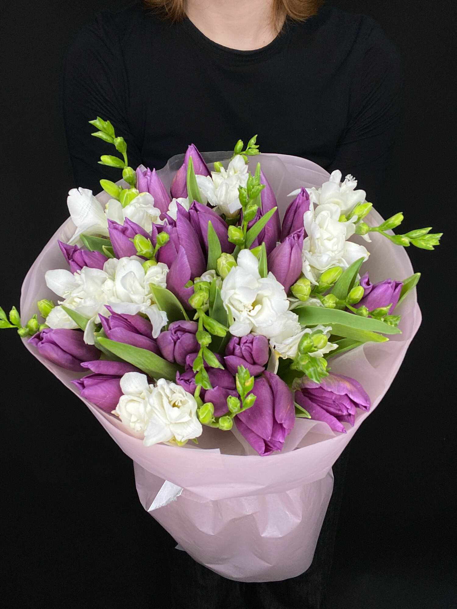 Фиолетовые тюльпаны