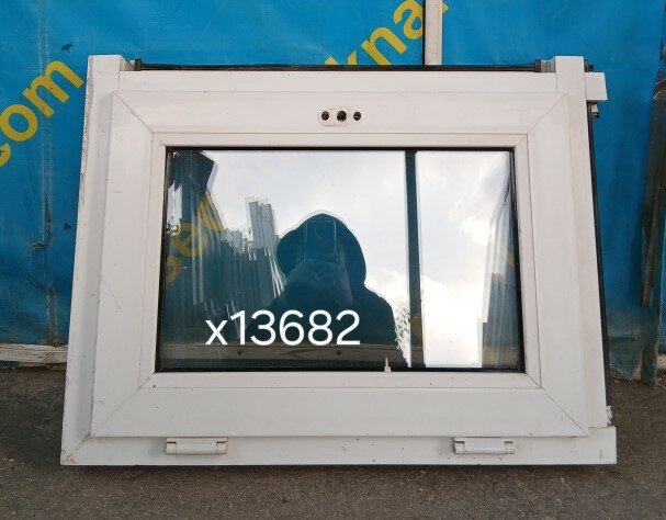 Пластиковое окно Б/У 520(в)х720(ш)