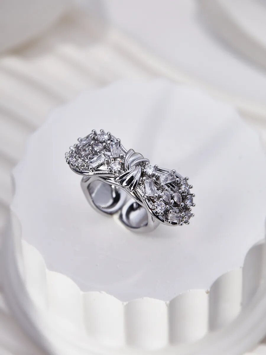 Кольцо, кристалл, циркон, фианит