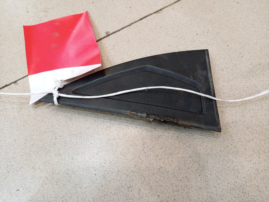 Уголок двери задней левой наружный от Chevrolet Lacetti J200 2003-2013