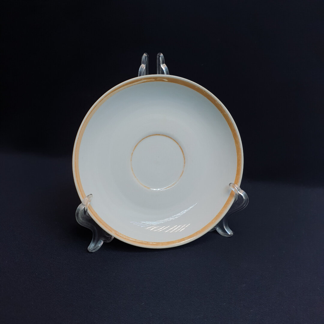 Блюдце чайное, Дулево, фарфор, люстр. Винтаж, СССР.