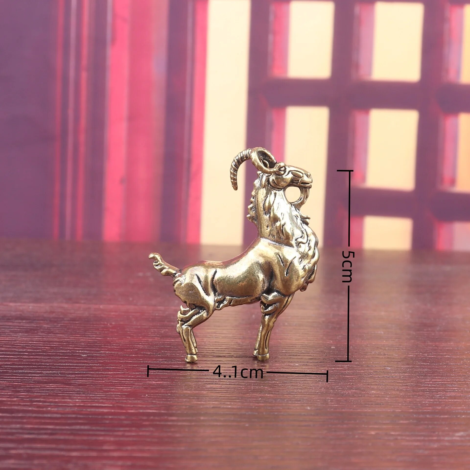 Латунная статуэтка козла