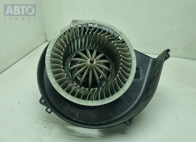 Двигатель отопителя (моторчик печки) Skoda Fabia mk2 (5J) 2007-2014