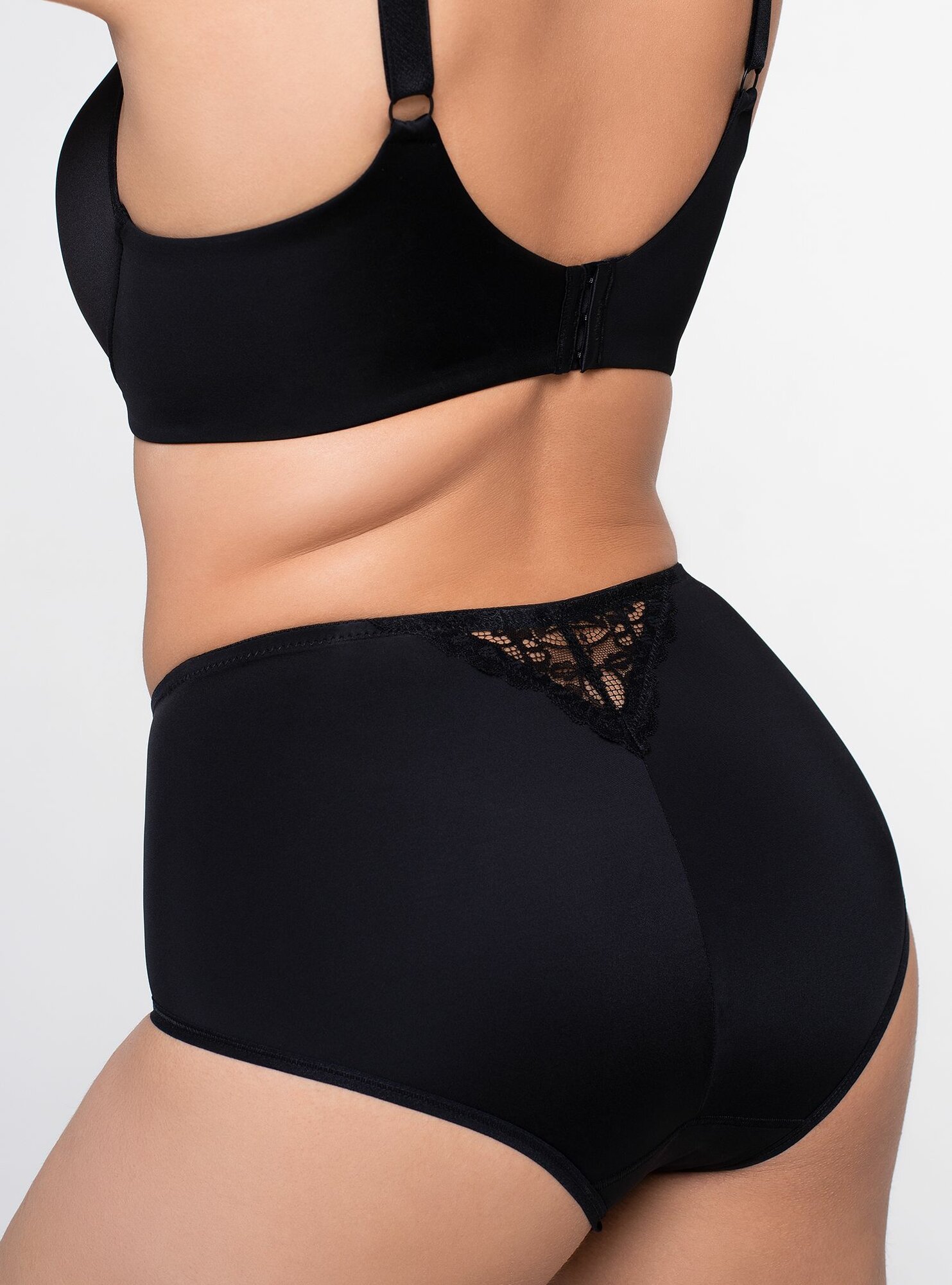 Трусы высокие женские слипы с кружевной вставкой Базовая коллекция
