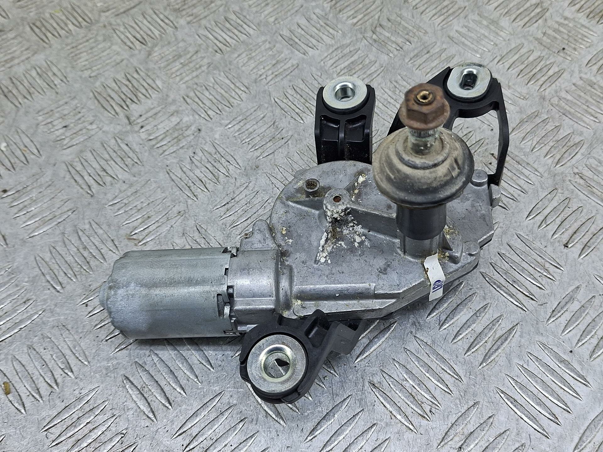 Моторчик заднего стеклоочистителя (дворника) Volkswagen Golf 5 2007 1K9955711A