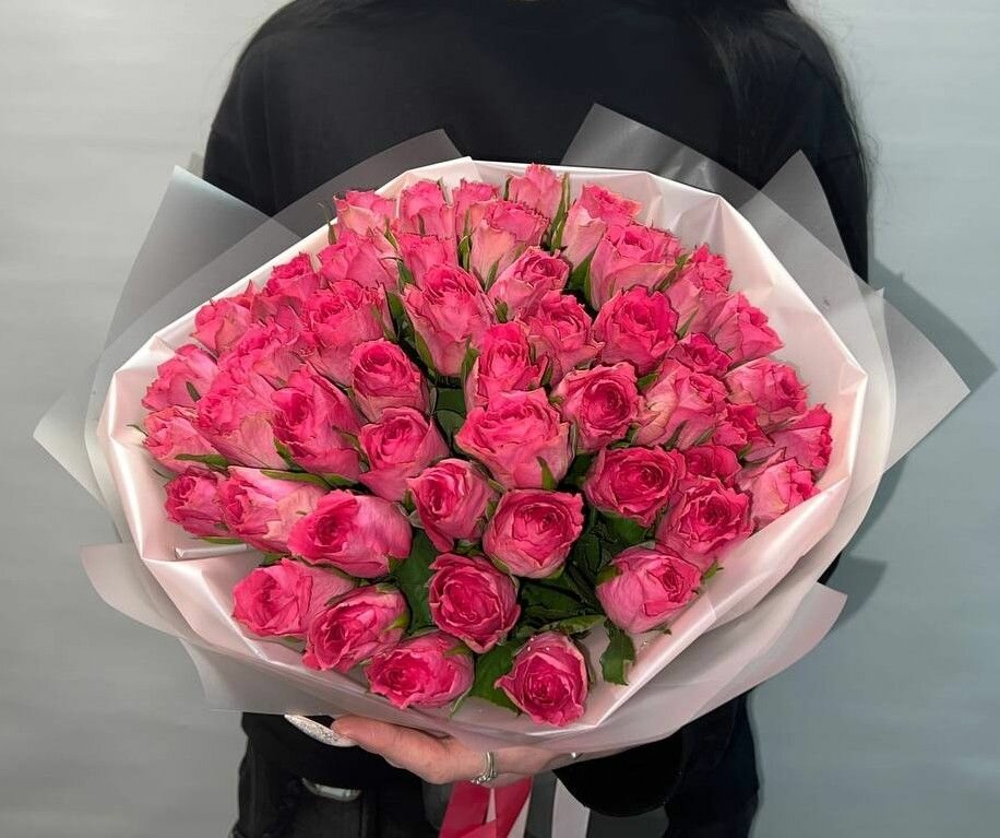 Decoriflora, букет живых цветов, Роза, цвет розовый, Микс 51 шт