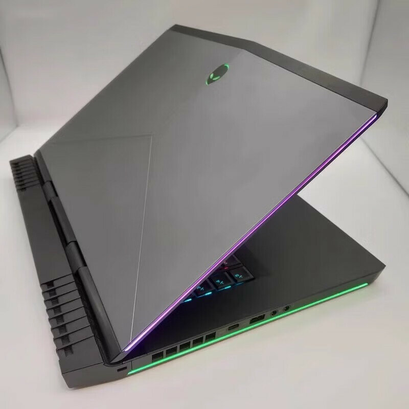 Подержанный игровой ноутбук Dell Alienware Alienware 15R2 R3 R4 15,6-дюймовый высококачественный игровой дизайн, 90% новый 15R4 i7-8750 16G512G 1060