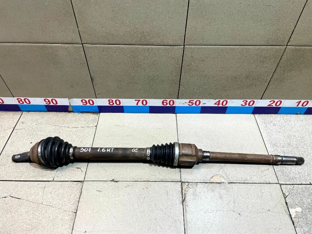 Полуось передняя правая Peugeot 307