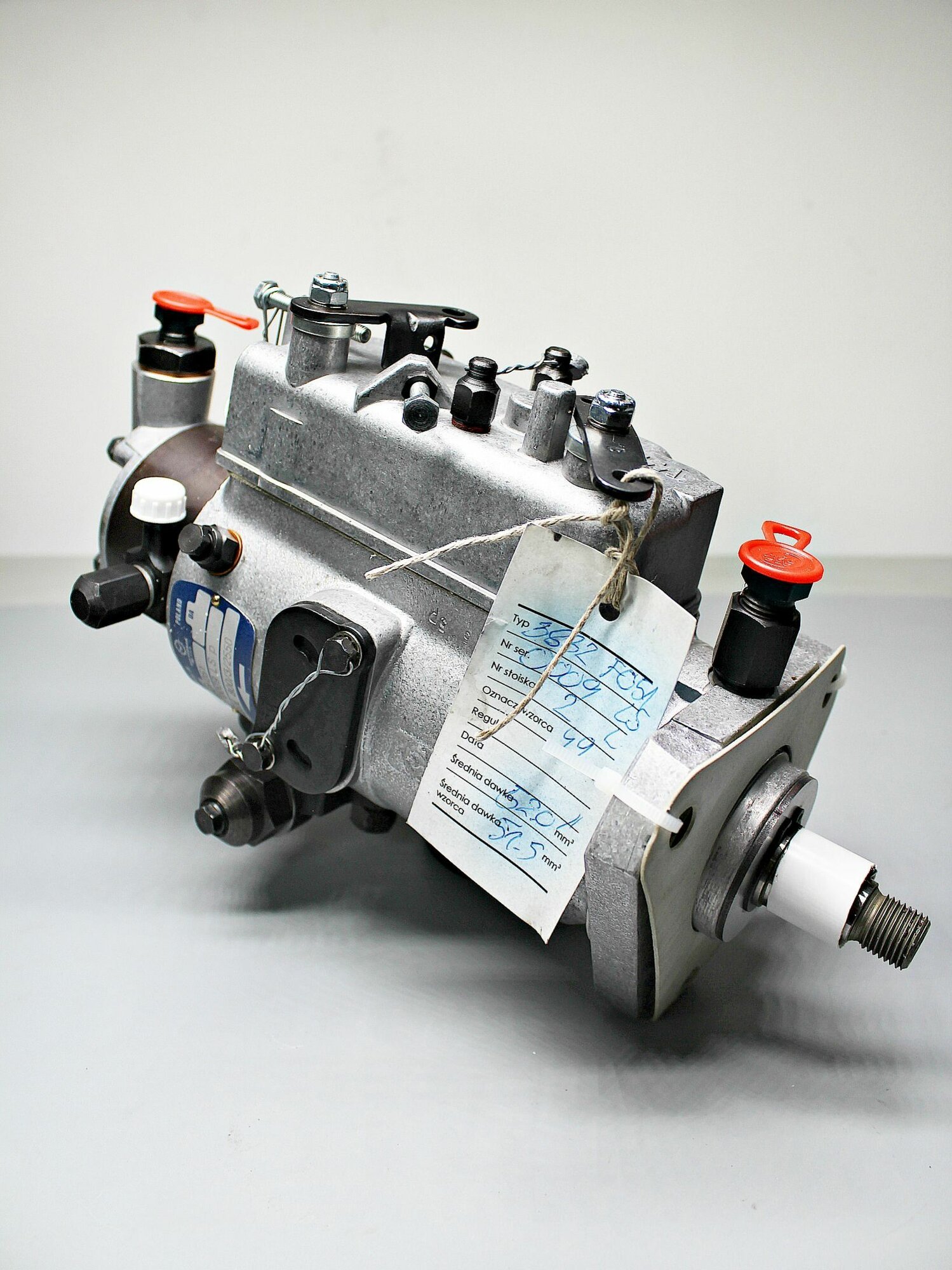 ТНВД UTB 445 трактор Универсал D115 DPAM MEFIN 3832 F051