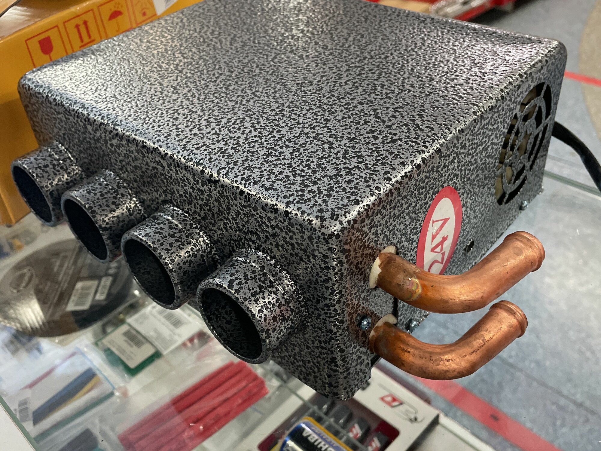 Печка (24 вольта, 4 секции) доп. прогрева салона 4/0 ( 4 секции печь отопитель ) (24 вольта) 3 кг 28х24х12, арт: 1121-К