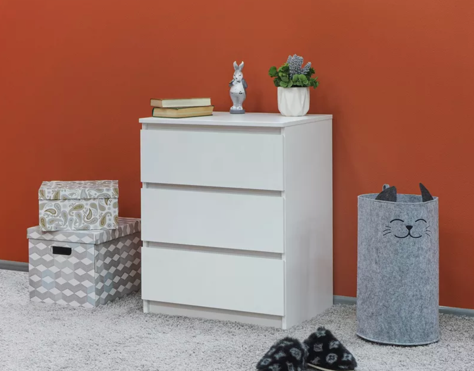 Комод белый 60 см три ящика ( 604х761х463 мм) ЛДСП с выдвижными ящиками, шариковые направляющие