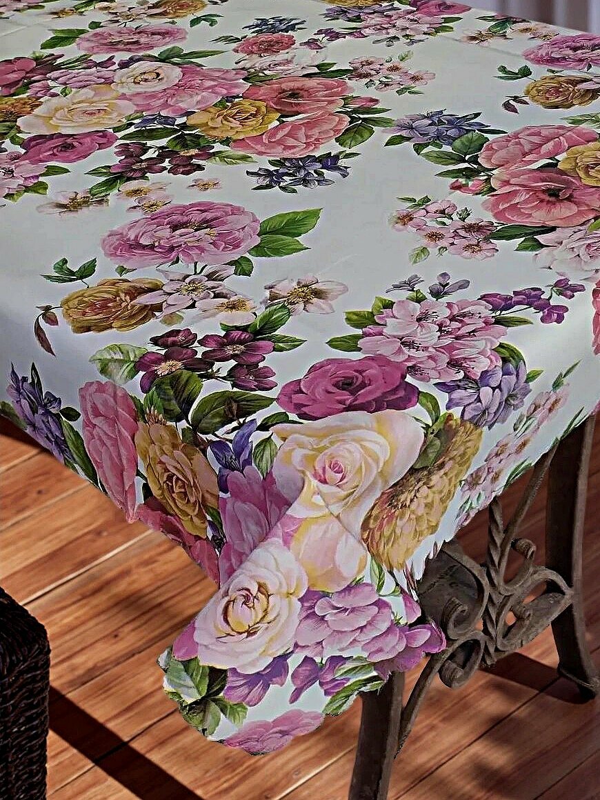 Скатерть на стол Laid Table 105 x135, клеенка для кухни, тканевая , водоотталкивающая , новогодний декор для дома