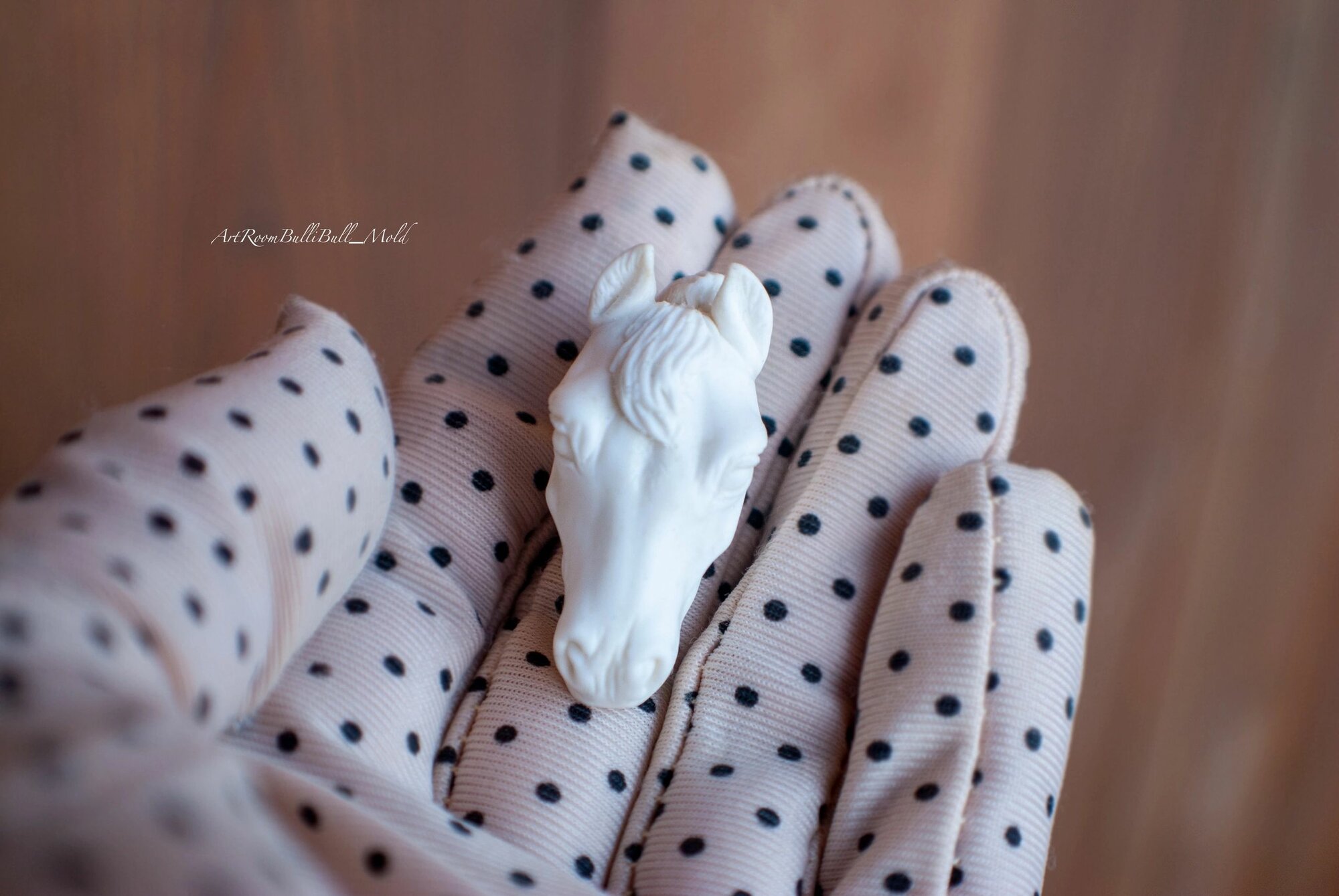 Авторский силиконовый молд Лошадь (Микро) — форма для эпоксидной смолы, гипса, мыла, полимерной глины