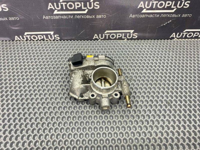 Дроссельная заслонка