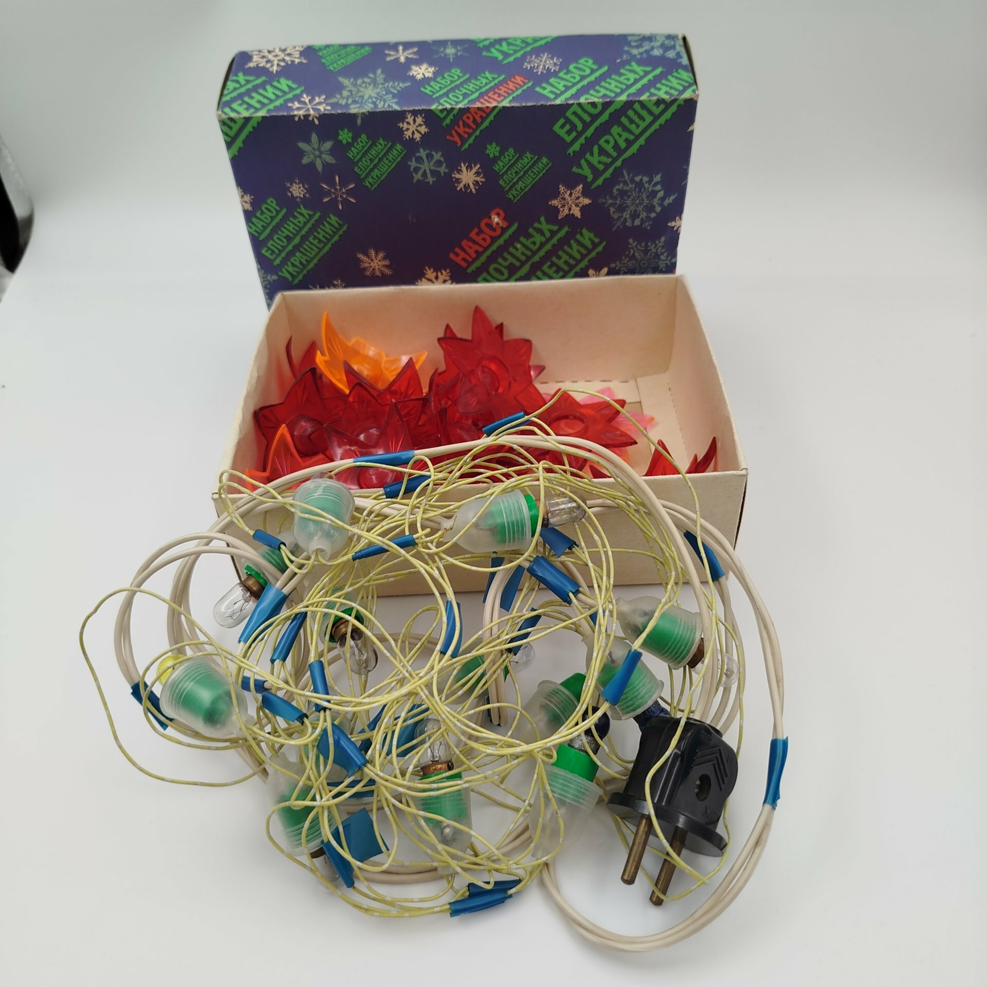 Гирлянда елочная "Лилии" (коробка в подборе), пластик, стекло, СССР, 1980-1990 гг.