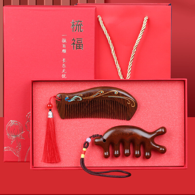 Практичные подарки ко Дню женщины, сувениры ко Дню женщины 8 марта, подарки для сотрудников и клиентов, подарочный набор с индивидуальным дизайном в виде расчески.