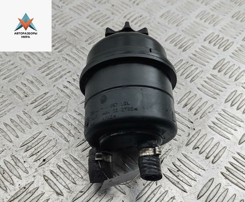 Бачок гидроусилителя BMW 5 E39 рест. 2001 1097164