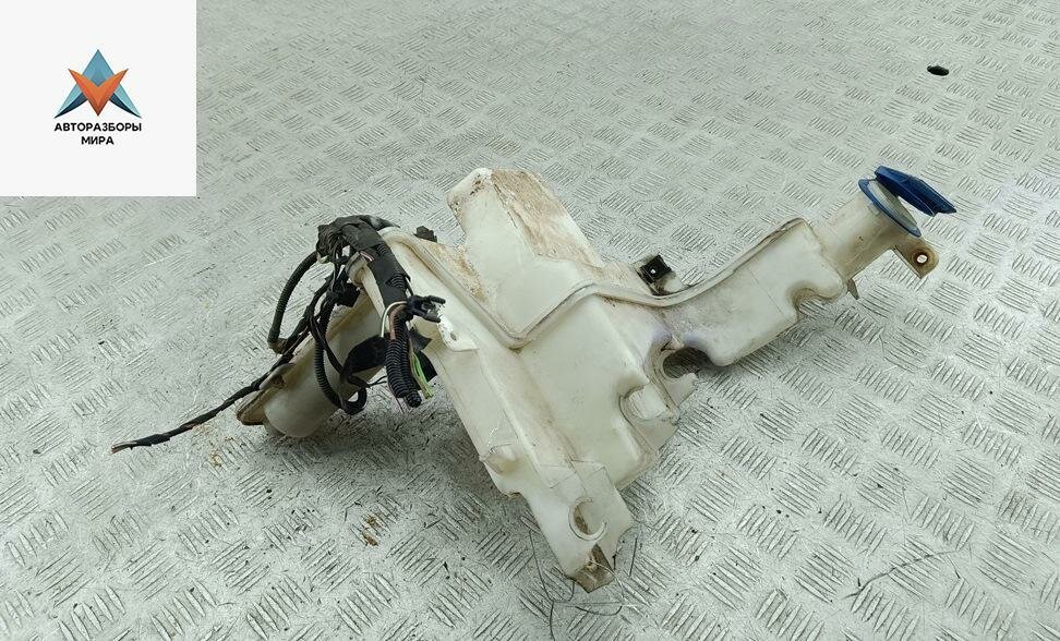 Бачок омывателя Volkswagen Passat B6 2009