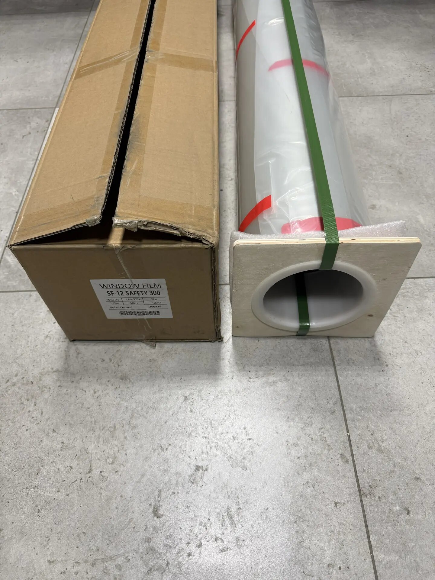 SPARKS Анти осколочная, защитная бронь-пленка 12 Mil, 300 мкм, 1.520 х 30 м