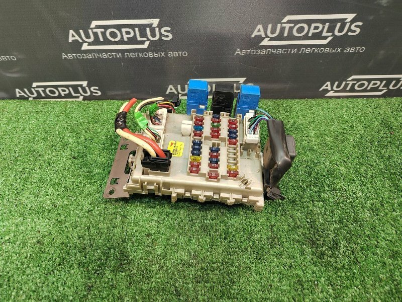 Блок предохранителей