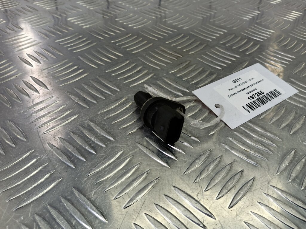 Датчик положения распредвала Б/У для Hyundai Grand Starex I (2007—2015) 393504A400